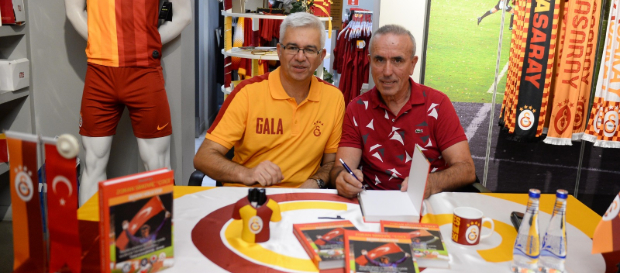 Zoran Simoviç taraftarlarımızla bir araya geldi - GALATASARAY.ORG