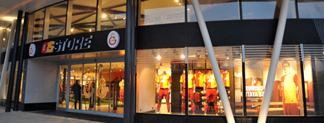 GSStore da İmza Günü - GALATASARAY.ORG