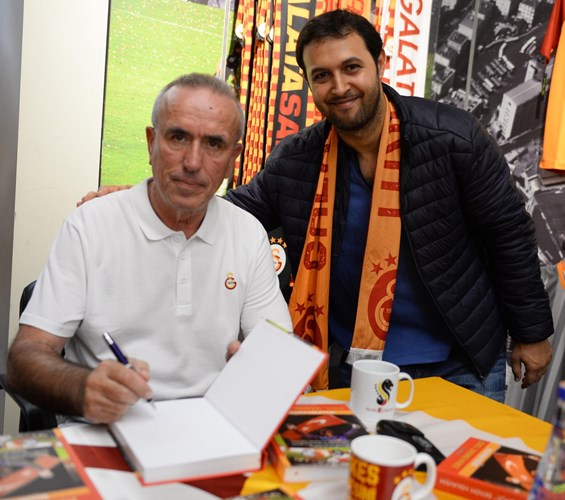 Zoran Simoviç taraftarlarımızla bir araya geldi - GALATASARAY.ORG