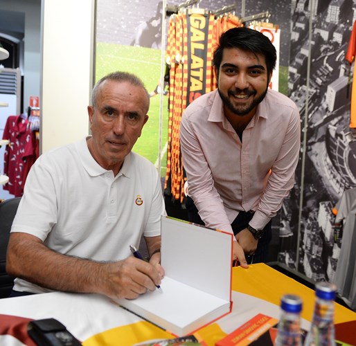 Zoran Simoviç taraftarlarımızla bir araya geldi - GALATASARAY.ORG