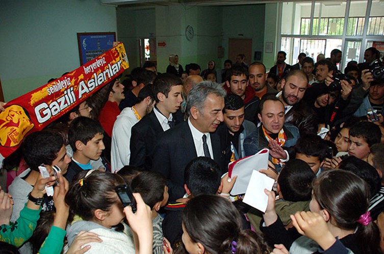 Alpaslan Dikmen Spor Salonu Açıldı - GALATASARAY.ORG