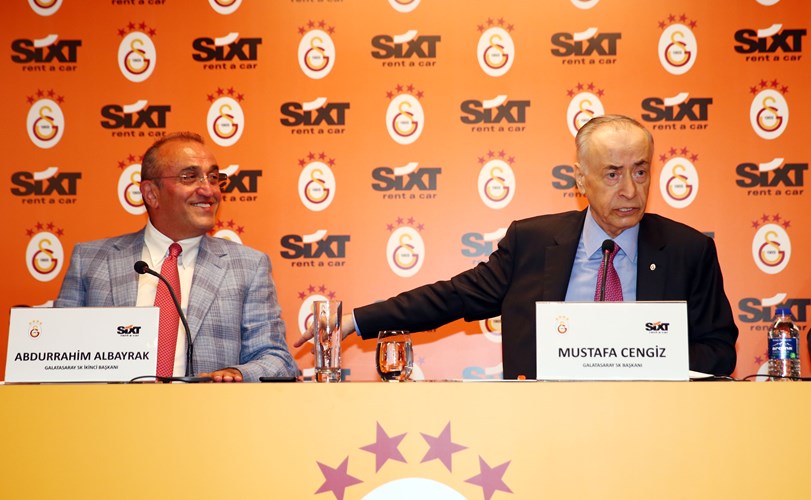 Kulübümüz ile SIXT rent a car arasında imza töreni gerçekleştirildi ... Kulübümüz ile SIXT rent a car arasında imza töreni gerçekleştirildi ...