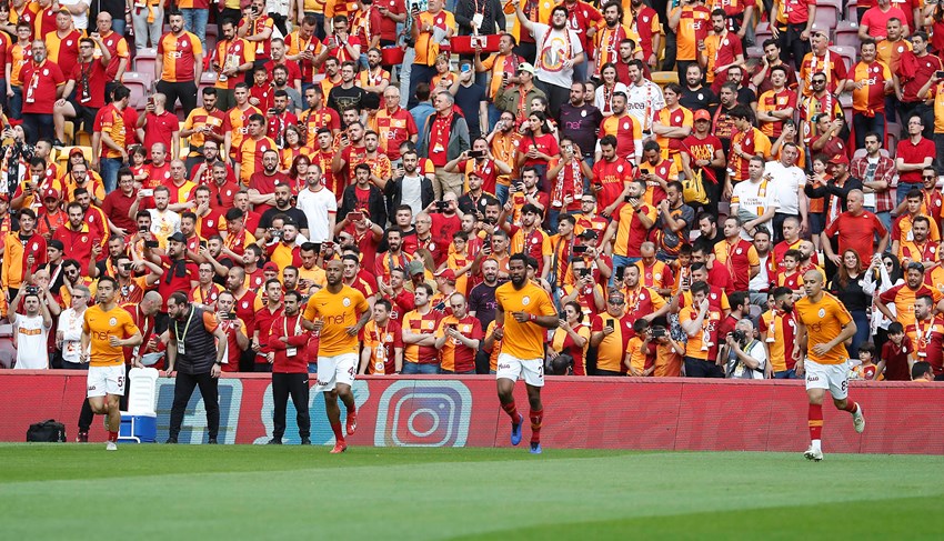 ŞAMPİYON GALATASARAY! - GALATASARAY.ORG