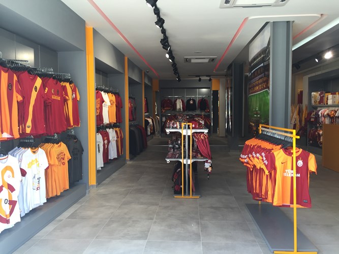 Kıbrıs GSStore Yenilendi - GALATASARAY.ORG